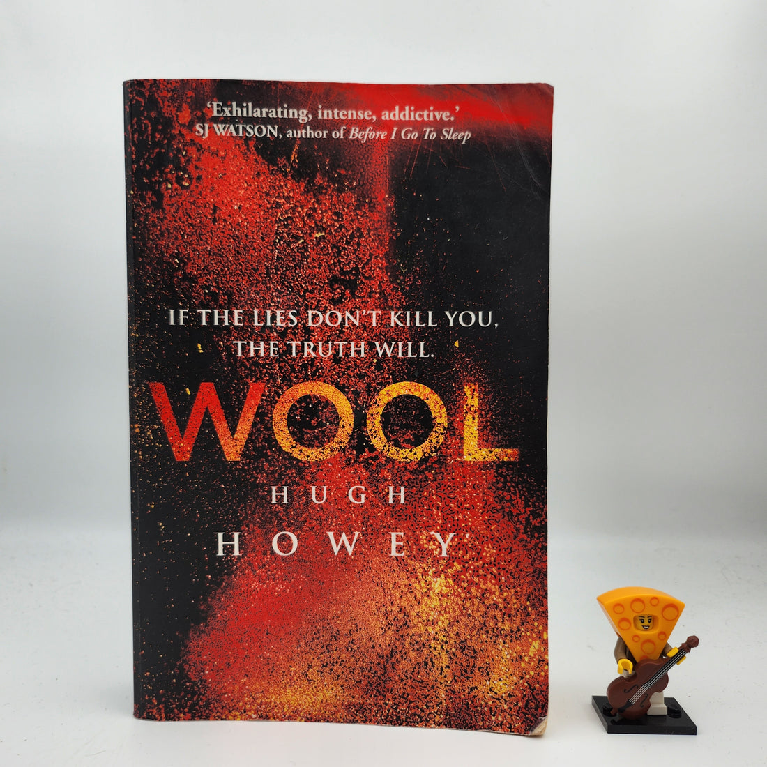 Wool (Silo #1) - Hugh Howey – Books For Less